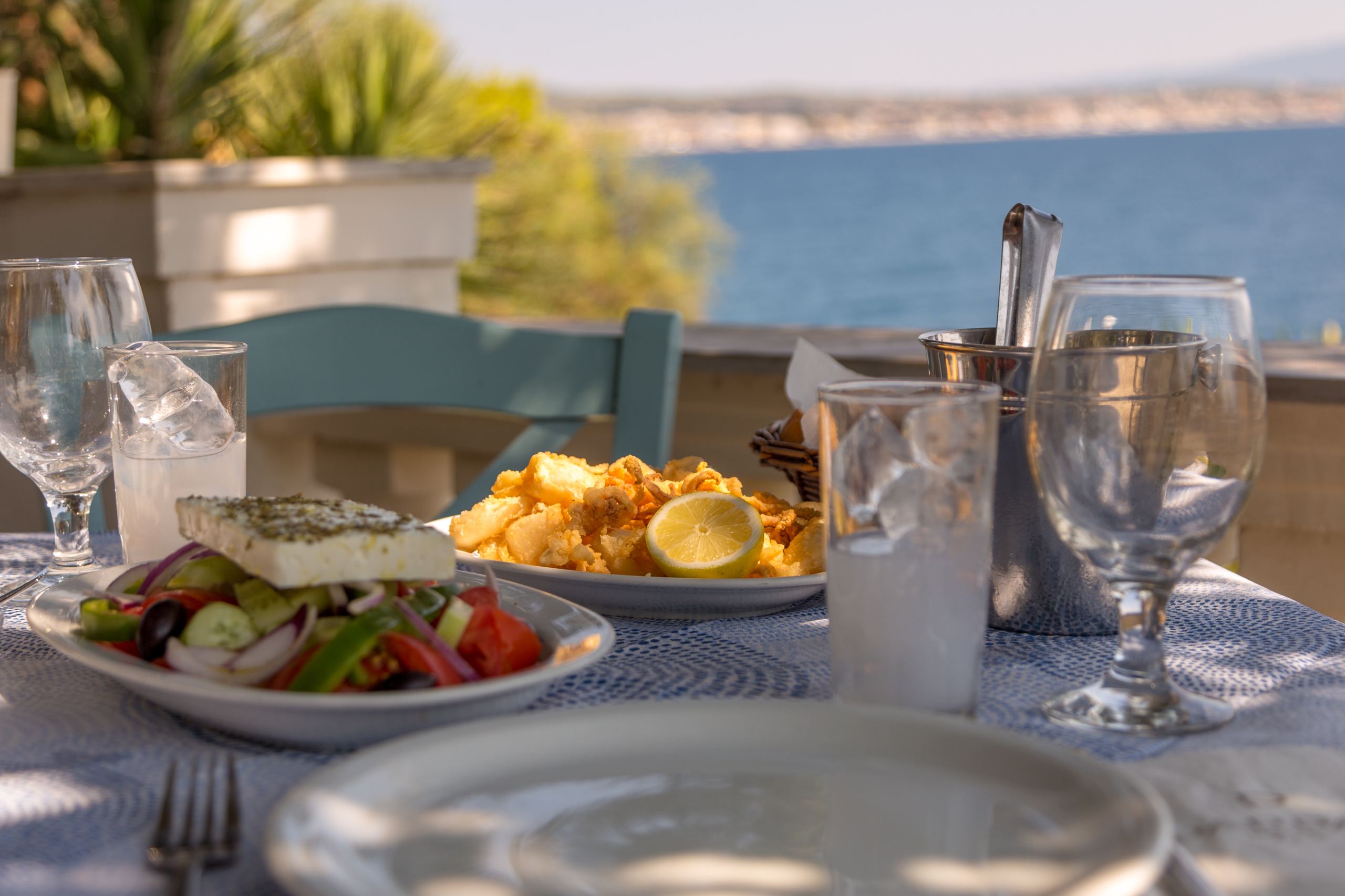 Restaurants & Cafe Bar - Pappas Hotel